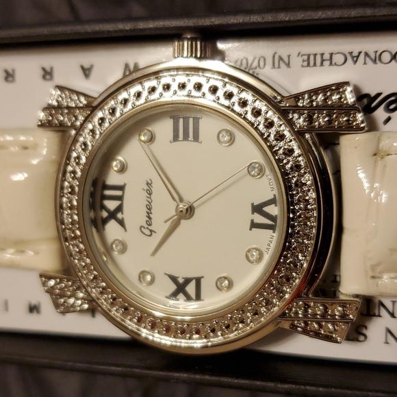 Genevex | Accessories | Nwt Watch Faux Alligator Leather Band White ...
